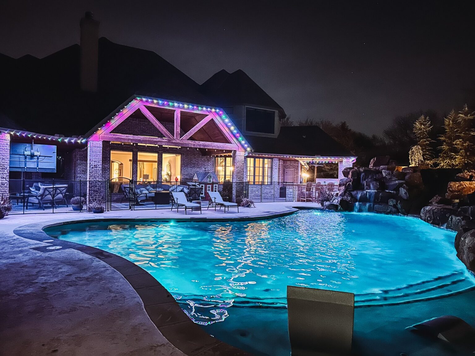 Permanent Christmas and Exterior LED Lighting - Wild Oak Lighting